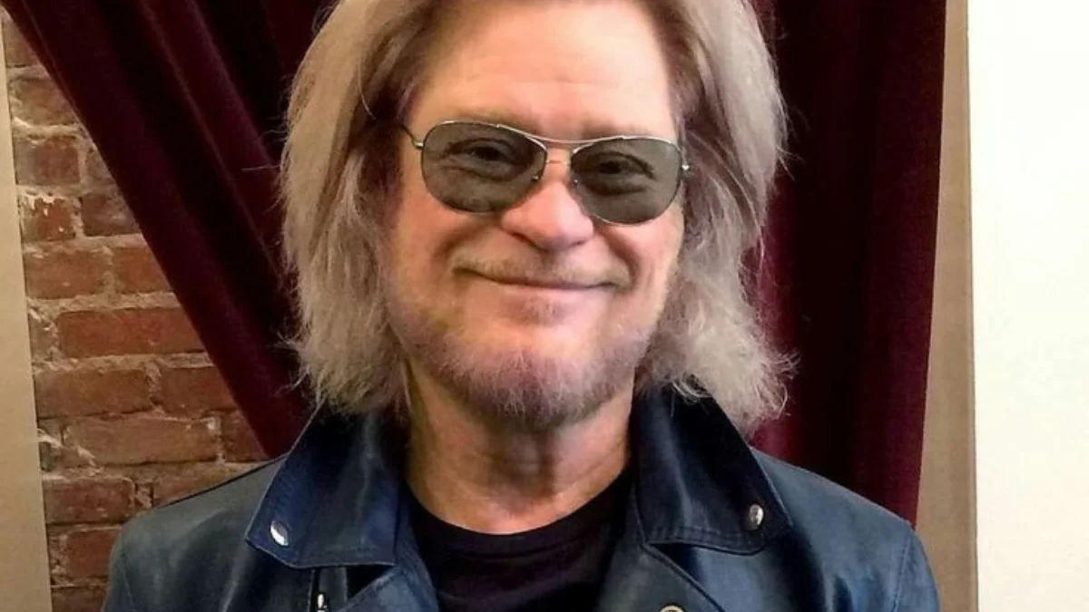 Daryl Hall Net Worth: Music Career, Wealth, and Legacy